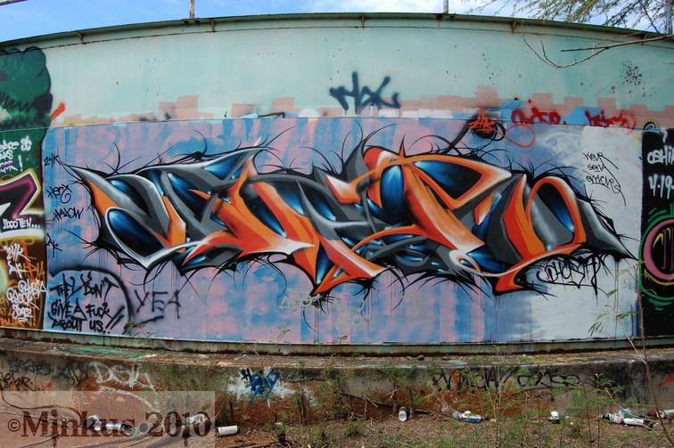 23: graffiti halo hawaii honolulu streetart - minkus